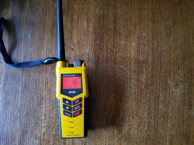 SAILOR SP3520 VHF GMDSS Radio and Charger. £104.68 - PicClick UK