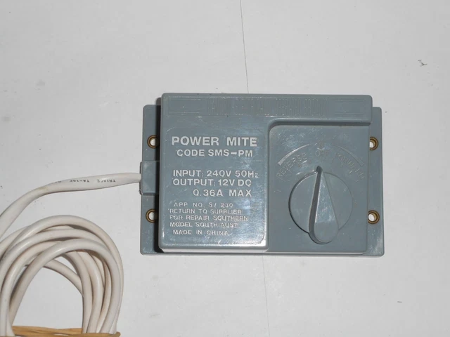 POWERMITE CONTROLLER AND Transformer. 16.5V. Excell cond. HO scale. 2 ...
