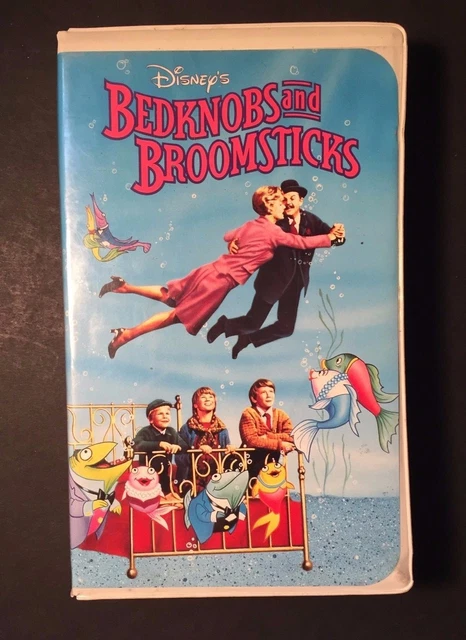 WALT DISNEY BEDKNOBS and Broomsticks (VHS 1971) Angela Lansbury, David ...