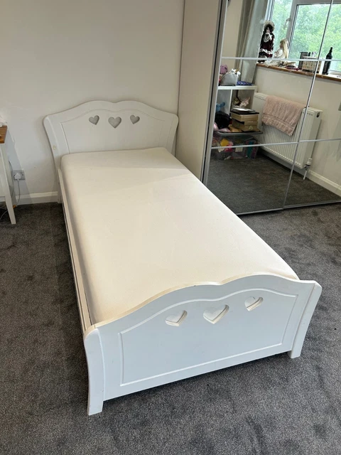 WHITE SINGLE BED with Hearts in headboard, plus pull out draw under £42 ...