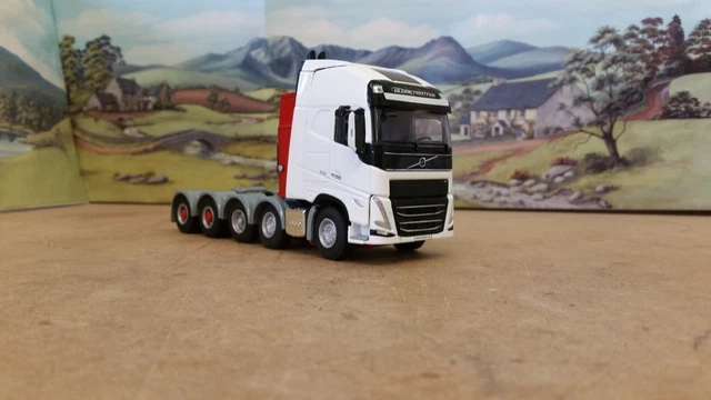 HEAVY HAULAGE W.s.i. Volvo Fh/5 10X4 Tractor Unit 1/50 Scale Code / 3 £ ...