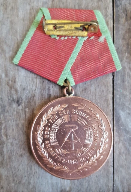 HERVORRAGENDE VERDIENSTE | Konvolut DDR Abzeichen Orden Spange EUR 45 ...