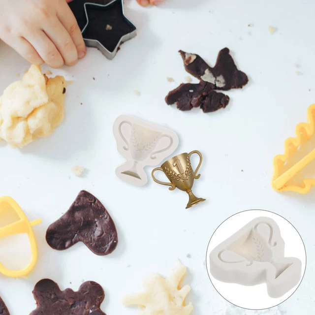 BISCUIT MOLD FOOTBALL Creative Trophy Medal Silicone Cake Fondant £7.95 ...