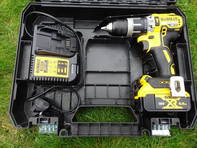 DEWALT DCD796P1-GB 18V XR Brushless Combi Drill £124.99 - PicClick UK