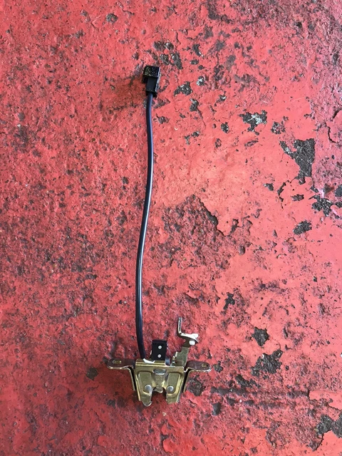 ALFA ROMEO GTV Spider 916 Boot Lock £35.00 - PicClick UK