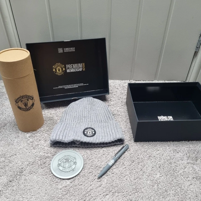 MANCHESTER UNITED (MAN Utd) Premium Membership Gift Box 2023-24 ...