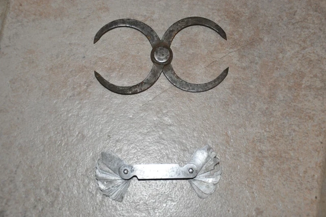 ANCIEN COMPAS D'EPAISSEUR Double Pince et Jeu de Gabarits à Rayons ...