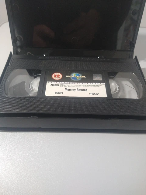 BRENDAN FRASER: THE Mummy Returns VHS Video Tape - 671/21 £3.50 ...