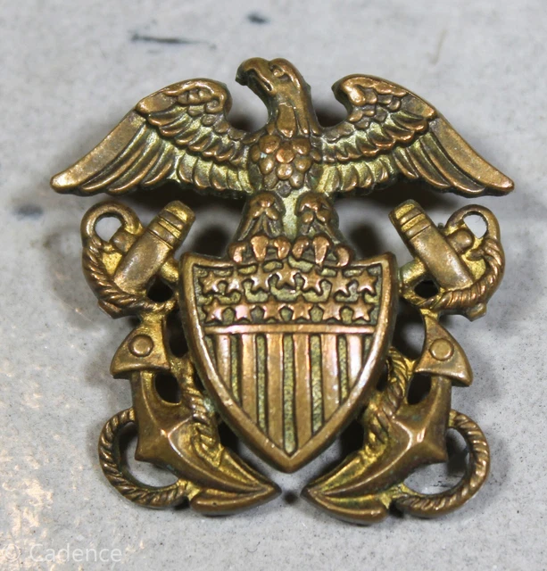 US WW2 USN Navy Officer's Overseas Garrison Hat Cap Badge Pin Brass ...