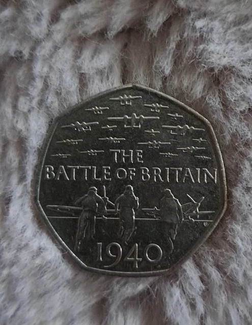 COLLECTABLE 50P FIFTY PENCE COIN 2015 BATTLE OF BRITAIN CIRCULATED £2. ...
