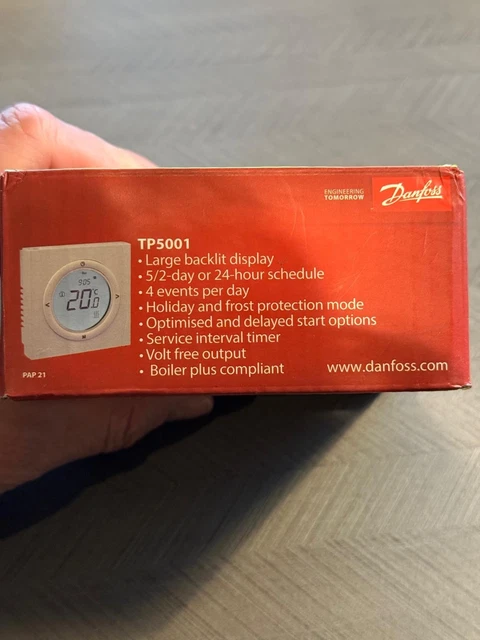 DANFOSS TP5001-M V2 087N7935 Programmable Room Thermostat Mains Powered ...