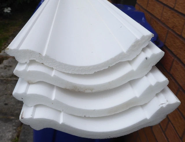 WICKES HIGH DENSITY pre-primed Duropolymer Coving 134mm - 7.75M in 4 ...