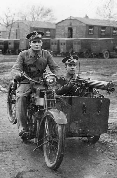 VICKERS CLYNO COMBINATION with machine gun cars and automobiles Old ...