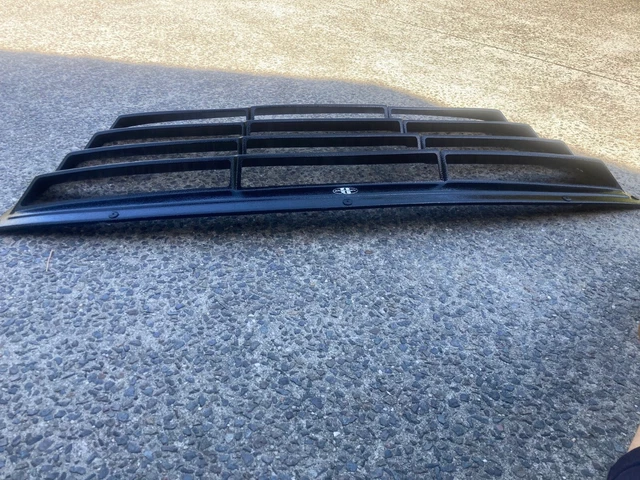 HOLDEN VINTAGE VH Aunger OEM Rear Window Louvre EXC $295.50 - PicClick AU