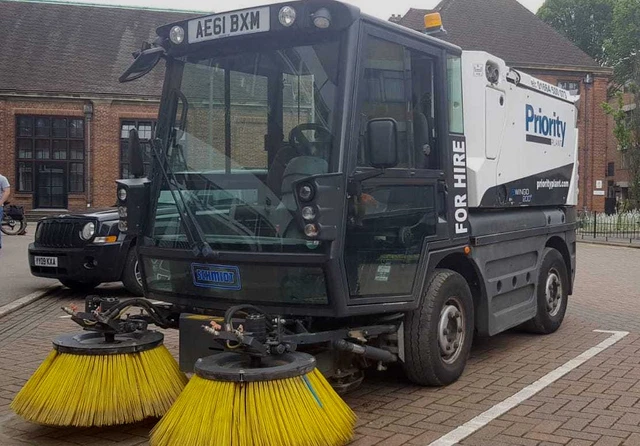 SCHMIDT SWINGO COMPACT Road Sweeper Self Drive Hire Rental Nationwide ...