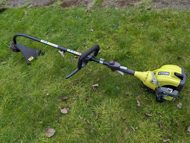RYOBI PETROL STRIMMER Grass Trimmer Multi Tool (Square Drive Shaft ...