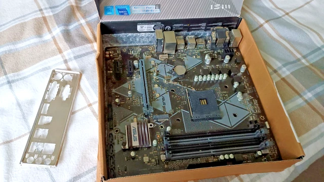 ASUS PRIME B450M-A Motherboard + back panel (for parts) £1.16 - PicClick UK