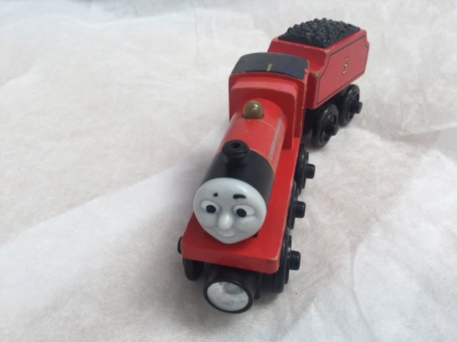 JAMES AND TENDER for Brio Thomas and Friends Wooden Railway Train Set ...