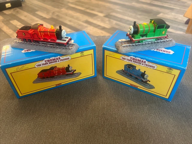 THOMAS THE TANK Engine & Friends - Leonardo Collection - James + Percy ...