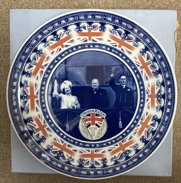 IMMACULATE! WEDGWOOD PLATE WW2 Commemoration Winston Churchill Daily ...