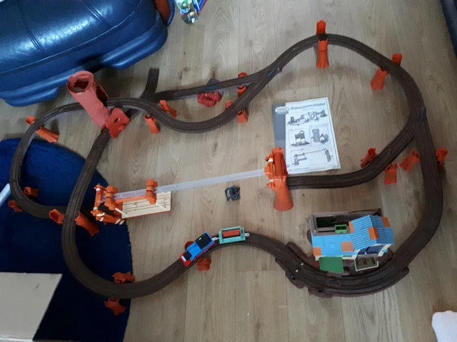THOMAS TRACKMASTER ZIP Zoom Logging Track Set Layout £19.99 - PicClick UK
