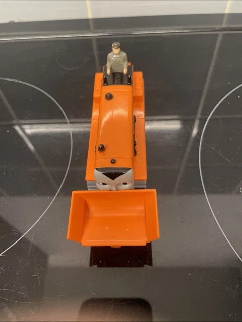 2002 THOMAS THE Train GULLANE Terence Tractor Trackmaster Motorized ...