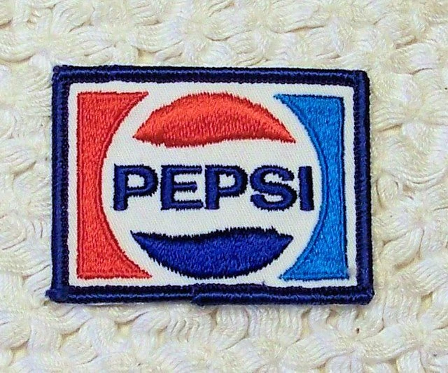 VINTAGE PEPSI PATCH Badge Coke and Coca Cola Rival SOFT DRINK bottle #2 ...