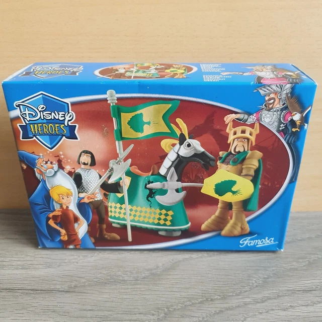 DISNEY FAMOSA KNIGHT Horse Figure Set Sword in the Stone Knights Castle ...