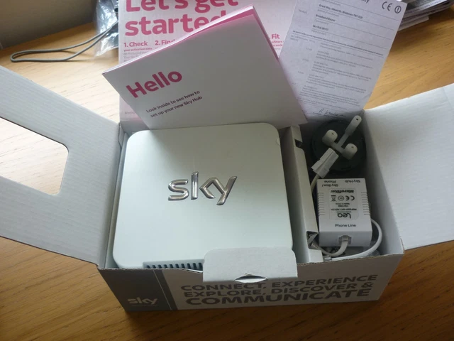 SKY HUB SR-101 WIRELESS INTERNET Wifi Broadband Router BOXED.Complete ...