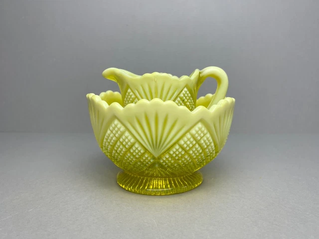 VICTORIAN DAVIDSON C.1890'S Vaseline Primrose Pearline Glass jug and ...