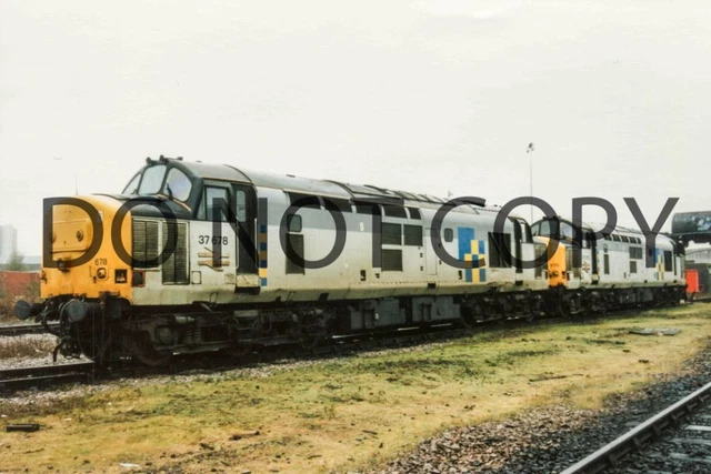 UK DIESEL TRAIN Railway Photograph Of Class 37 37678. Loco. Rm37-1625 £ ...