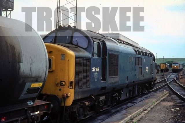 35MM SLIDE BR British Rail Diesel Loco Class 37 37169 Shirebrook 1980 ...