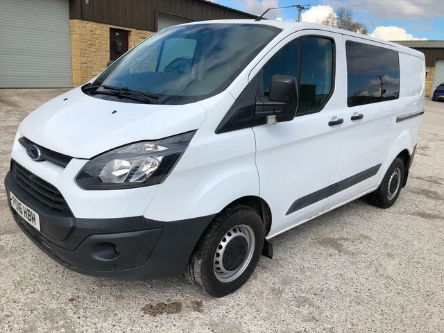 FORD TRANSIT CUSTOM 2.2TDCi SWB VAN CAMPER? **1 POLICE OWNER - 106,000 ...
