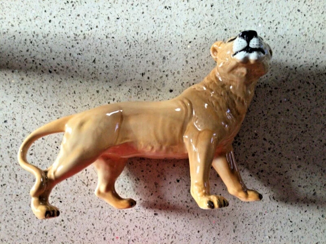 BESWICK “LIONESS” FIGURE Facing Right 2097 By Graham Tongue Mint £49.00 ...