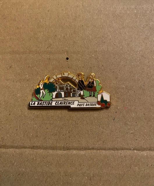 PBVF - PIN'S des Plus Beaux Villages de France " LA BASTIDE CLAIRENCE ...