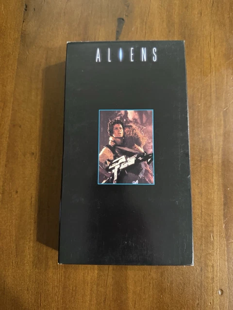 ALIENS VHS TAPE Original Movie 1986 20th Century Fox Sigourney Weaver ...