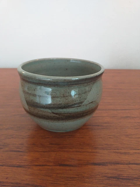 NIGEL GRAHAM STUDIO Pottery Art Pot ,Stamped/Signed 8Cms Tall £15.00 ...