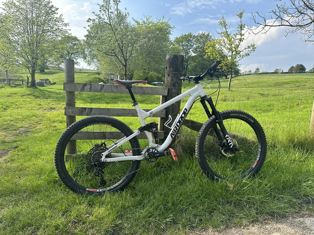 AIRDROP EDIT V2 Full Suspension Mountain Bike- Medium, 27.5 £900.00 - PicClick UK