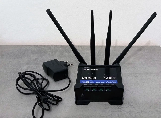 TELTONIKA RUT950 MODEM ROUTER wireless LTE 4G Nero (doppio slot scheda ...