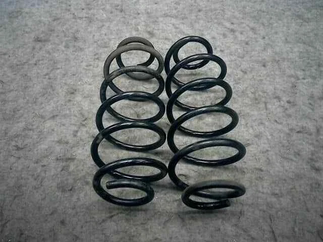 HONDA FIT 2012 DAA-GP1 Rear Spring Assy 52441TK6A01 [Used] [PA26426438 ...