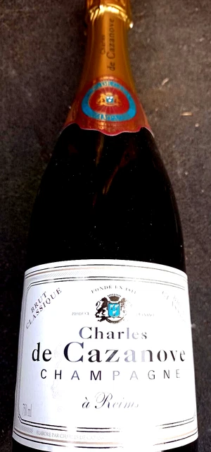 SUPERBE BOUTEILLE DE champagne Brut Classique de Charles de Casanove ...