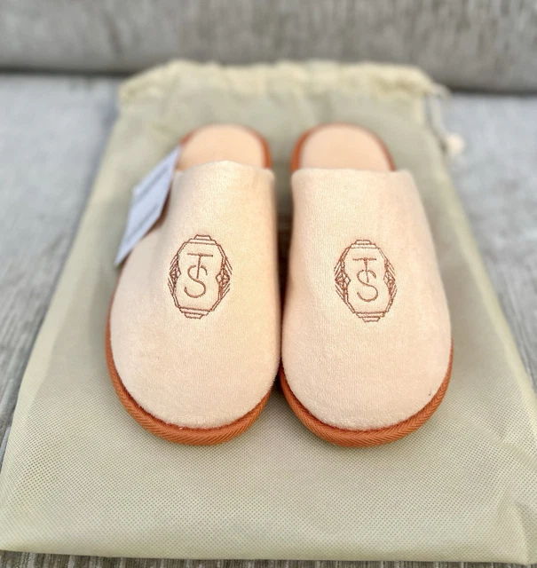 TAYLOR SWIFT THE Life of a Showgirl Slippers Size M 4.5 / W 6 NEW Ships ...