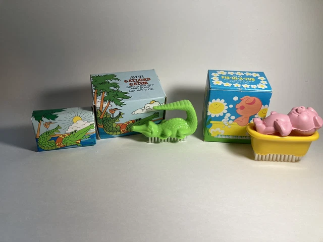 VINTAGE AVON GAYLORD Gator Nail Brush Set And Pig-In-A-Tub Nail Brush ...