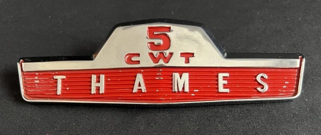 FORD THAMES 307E 5 Cwt Anglia Van Oldtimer Frontverkleidung Auto Badge ...