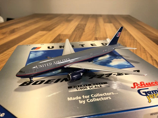GEMINI JETS 1:400 GJUAL298 Boeing B777-200 United Airlines N799UA in ...