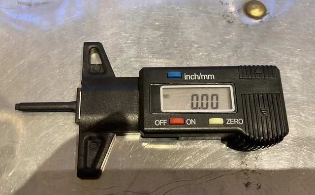 SEALEY VS0564 .V2 Digital Tyre Tread Depth Gauge Diagnostic Tool LCD ...