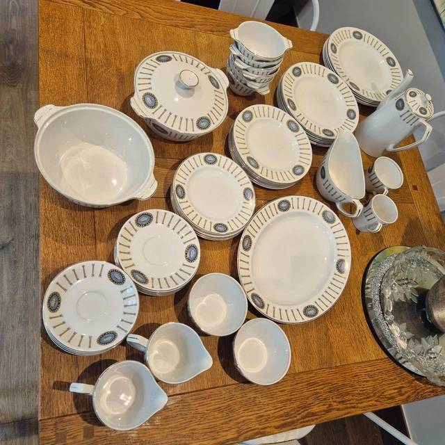 VINTAGE 1960'S ALFRED Meakin Glow White Parthenon service £31.92 ...