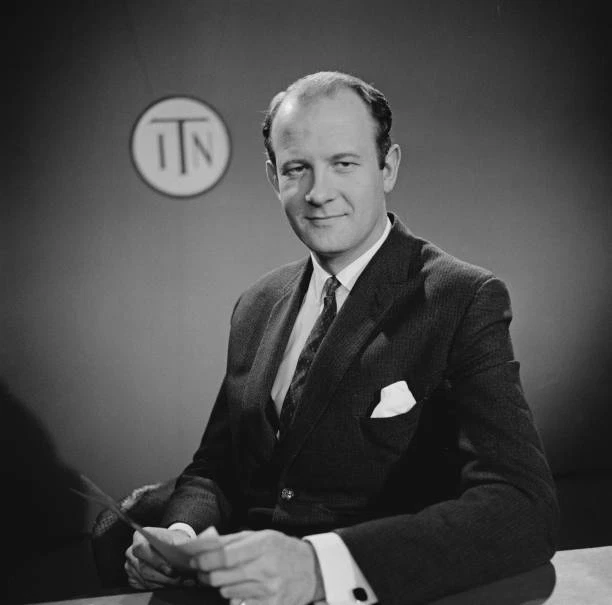 BRITISH JOURNALIST TELEVISION News Newsreader Andrew Gardner 1965 OLD ...