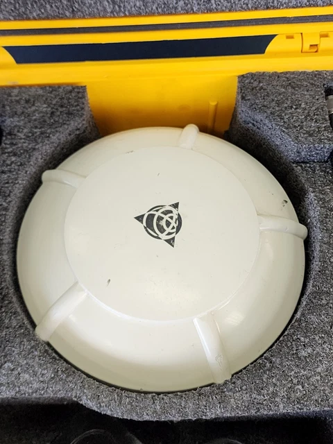 TRIMBLE R8 MODEL 3 GPS GNSS Galileo RTK UHF Rover Kit w/ TSC3 Access ...