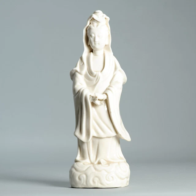 ANTIQUE CHINESE RARE 17C Dehua Blanc de Chine Guanyin Figurine ESPIR ...